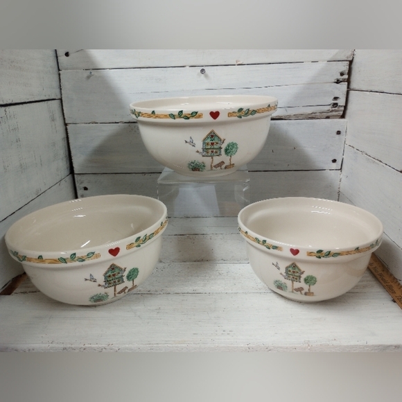 Thomson Pottery | Accents | Thomson Pottery Birdhouse Design Set Of 3 ...